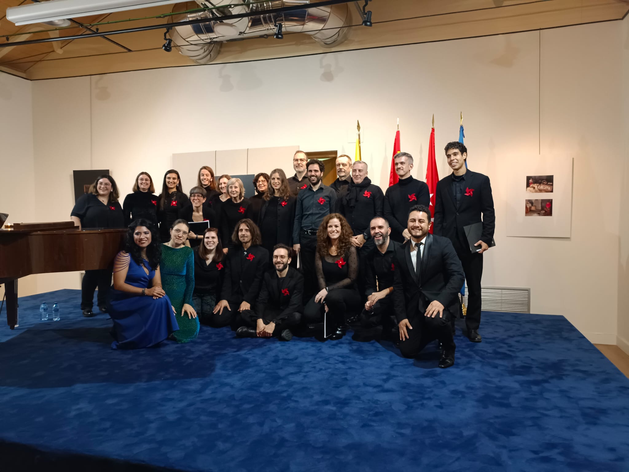 Precioso Concierto Extraordinario de Navidad con coro, tenor, soprano y ...